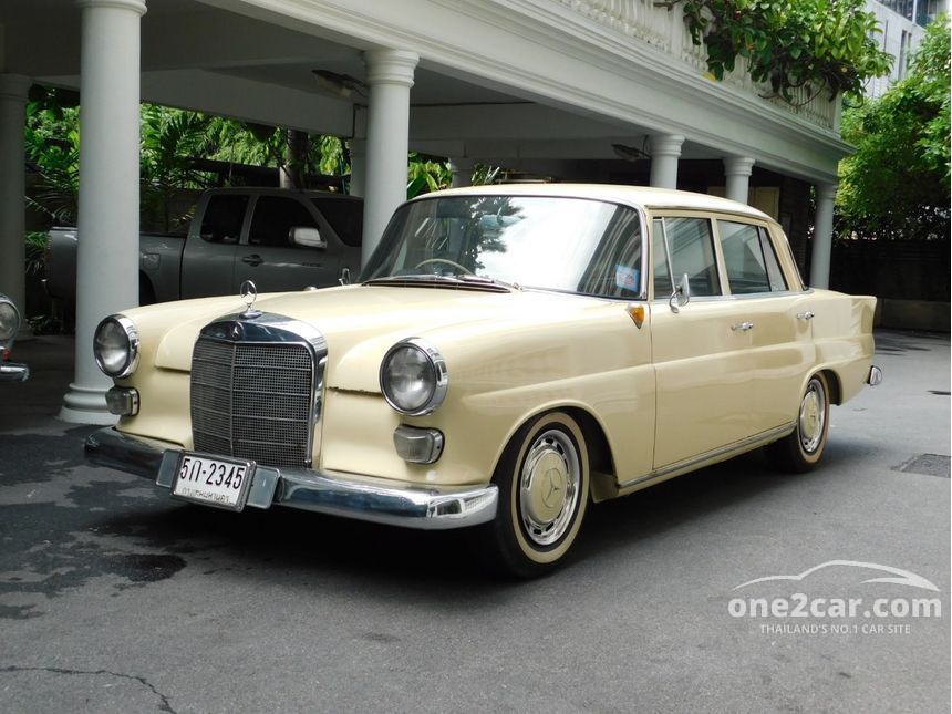 1962 Mercedes-Benz 190C 1.9 W110 (ปี 61-68) Classic Sedan MT for sale ...