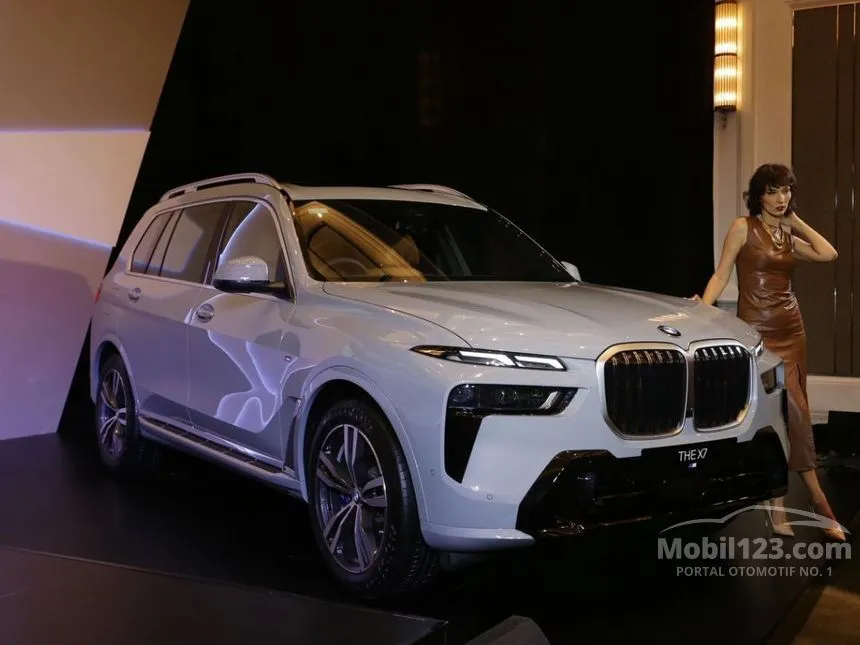 Jual Mobil BMW X7 2023 xDrive40i M Sport 3.0 di DKI Jakarta Automatic ...