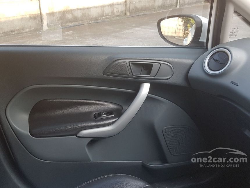 Ford Fiesta 2012 Style 1.4 in กรุงเทพและปริมณฑล Automatic Hatchback สี ...