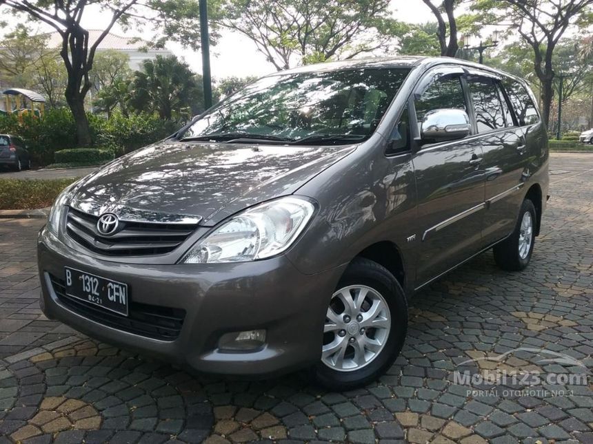 Jual Mobil Toyota Kijang Innova 2011 G 2.0 di Banten Automatic MPV Abu ...