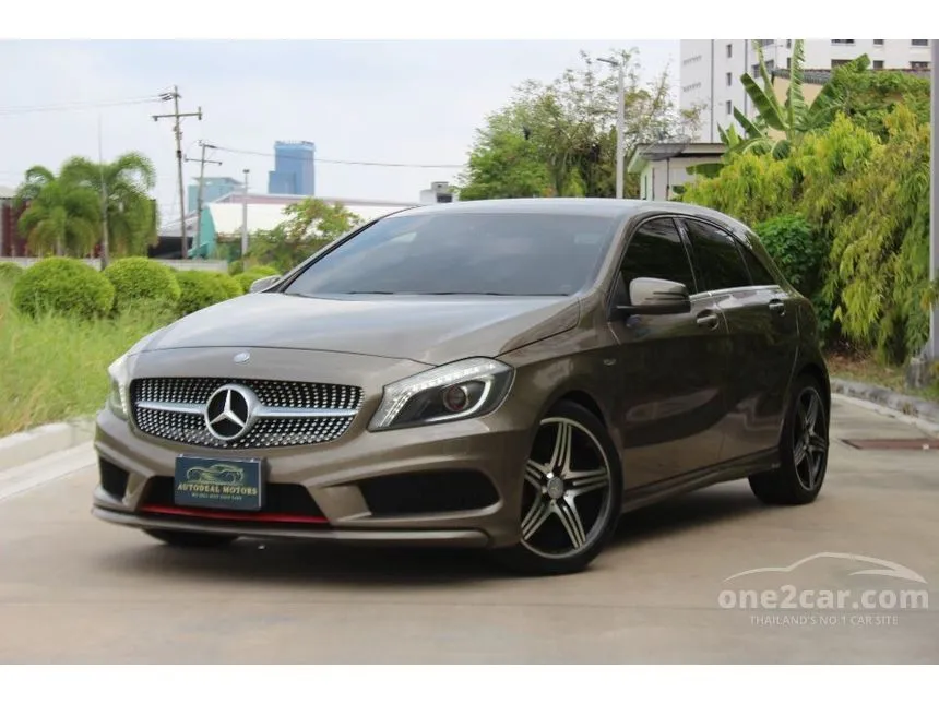 2015 Mercedes-Benz A250 2.0 W176 (ปี 12-16) Sport Hatchback for sale on ...