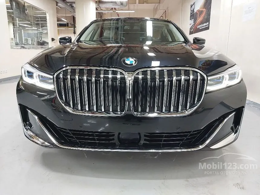Jual Mobil BMW 740Li 2022 Opulence 3.0 di DKI Jakarta Automatic Sedan ...