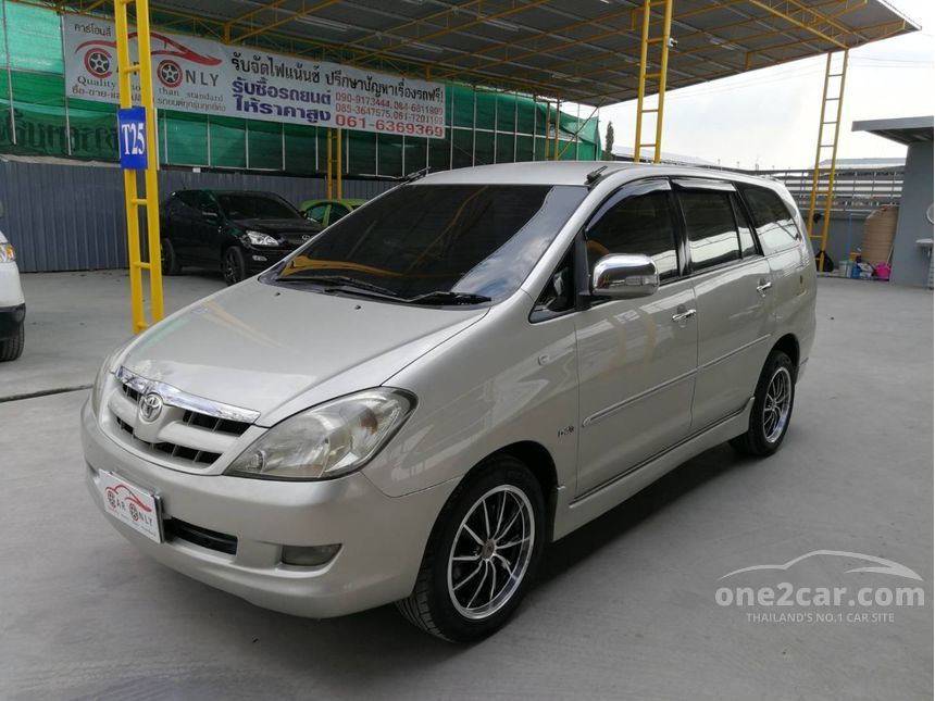 Toyota Innova 2004 V 2.5 in กรุงเทพและปริมณฑล Automatic Wagon สีเงิน ...