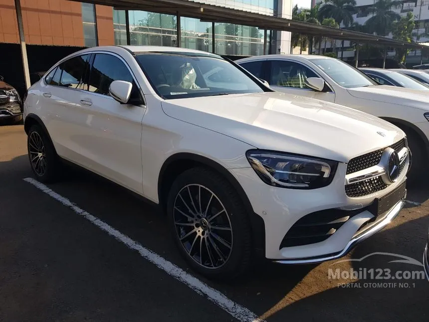 Jual Mobil Mercedes-Benz GLC300 2022 AMG 4MATIC 2.0 di DKI Jakarta Automatic Coupe Putih Rp 1 ...