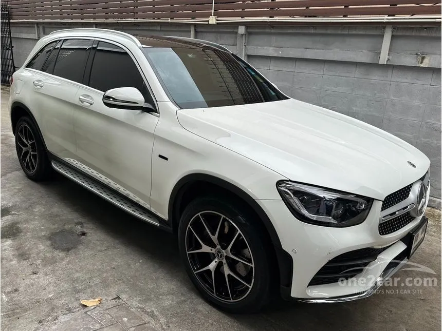 2021 Mercedes-Benz GLC300 2.0 W253 (ปี 15-22) 2.0 e 4MATIC AMG Dynamic 4WD SUV AT for sale on ...