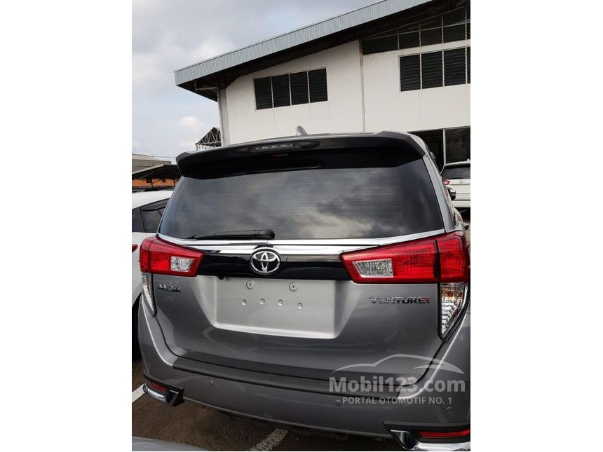Jual Mobil Toyota Innova Venturer 2019 2.0 di Banten Automatic Wagon ...