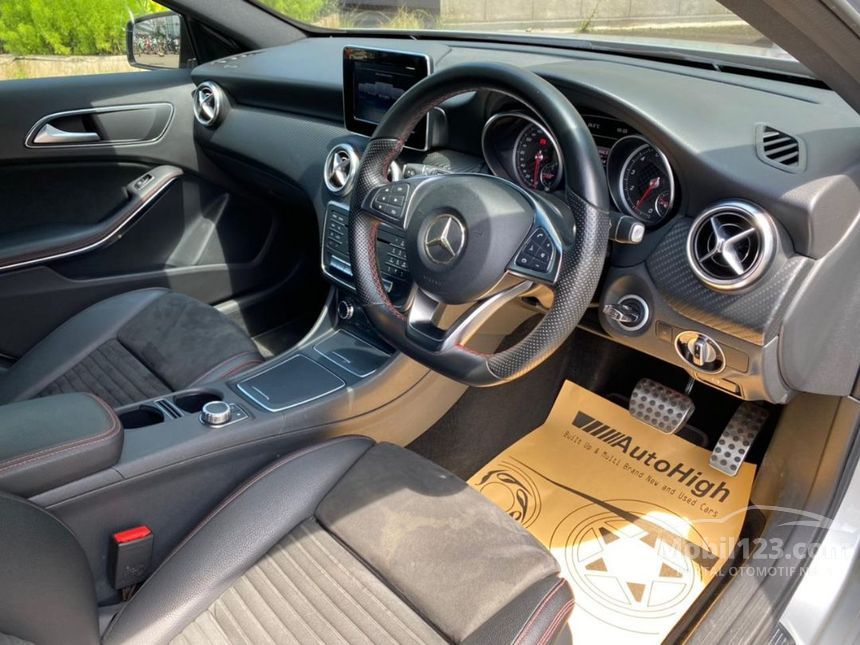 Jual Mobil Mercedes-Benz A200 2015 Urban 1.6 di DKI Jakarta Automatic ...