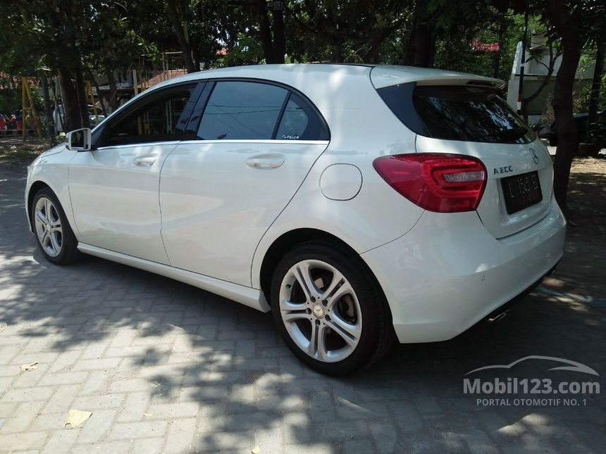 Jual Mobil Mercedes-Benz A200 2013 Urban 1.6 di Jawa Timur Automatic ...