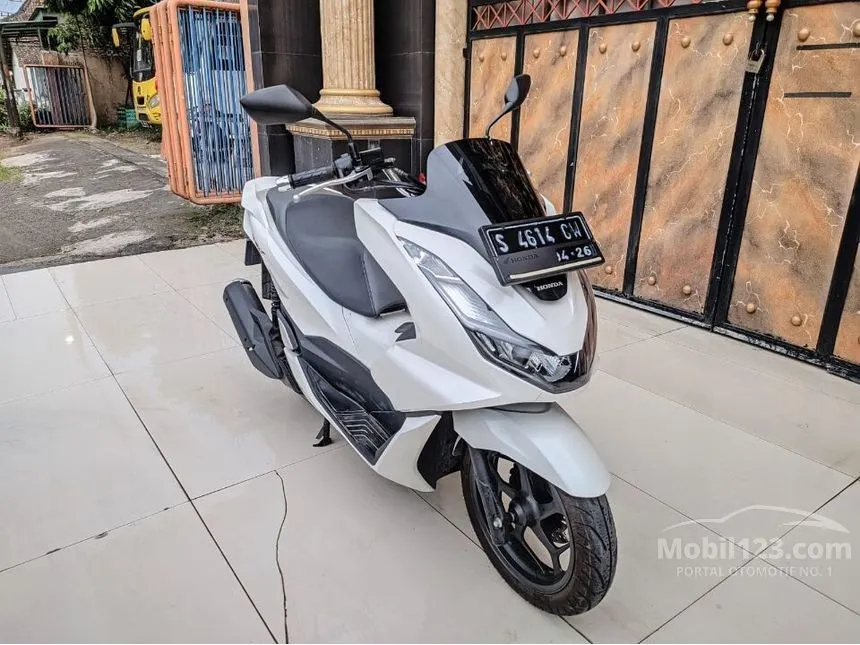 Jual Motor Honda PCX 2021 ABS 0.2 di Jawa Timur Automatic Others Putih ...