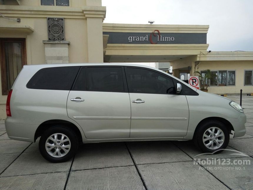 Jual Mobil Toyota Kijang Innova 2005 V 2.0 di DKI Jakarta Automatic MPV ...