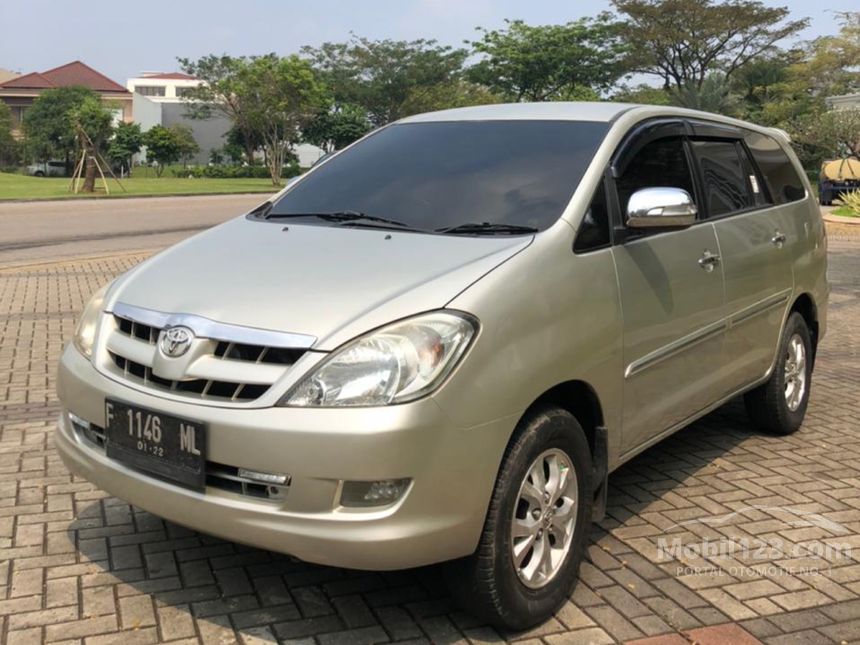 Jual Mobil Toyota Kijang Innova 2006 E 2.0 di Banten Manual MPV Silver ...