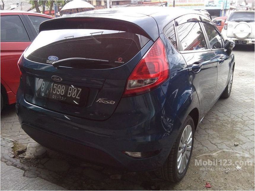 Jual Mobil Ford Fiesta 2011 Trend 1.4 di Jawa Barat Automatic Hatchback ...