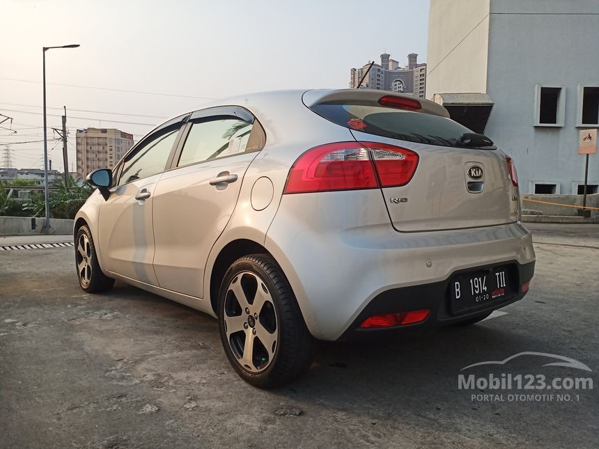 Jual Mobil KIA Rio 2015 Platinum 1.4 di DKI Jakarta Automatic Hatchback ...