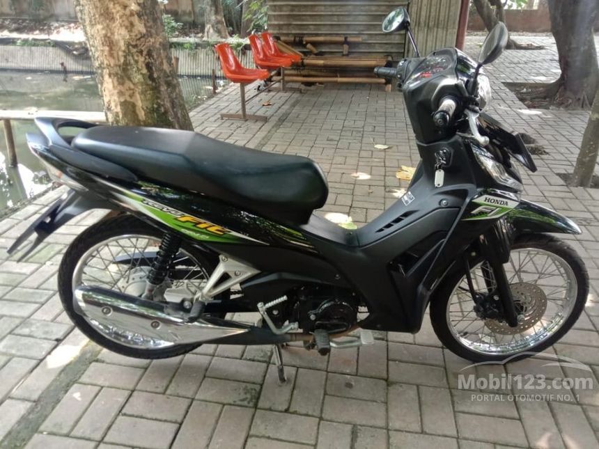 Jual Motor Honda Revo 2020 Fit 0.1 di Jawa Barat Manual Others Hitam Rp ...