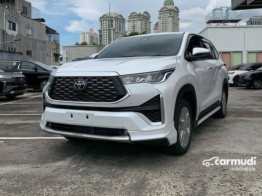 Toyota Kijang Innova Zenix 2023 Q HV TSS Modellista 2.0 in Jawa Barat ...