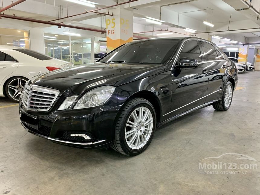 Jual Mobil Mercedes-Benz E300 2010 Elegance 3.0 di DKI Jakarta ...