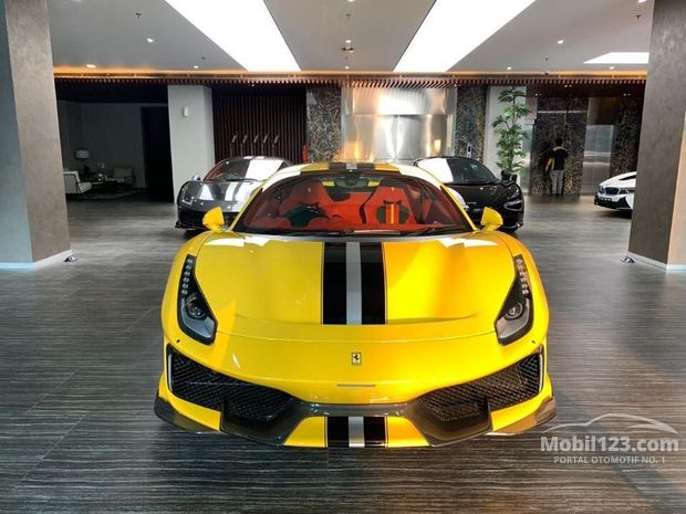 488-pista - Ferrari Murah - 6 mobil baru dijual - Mobil123