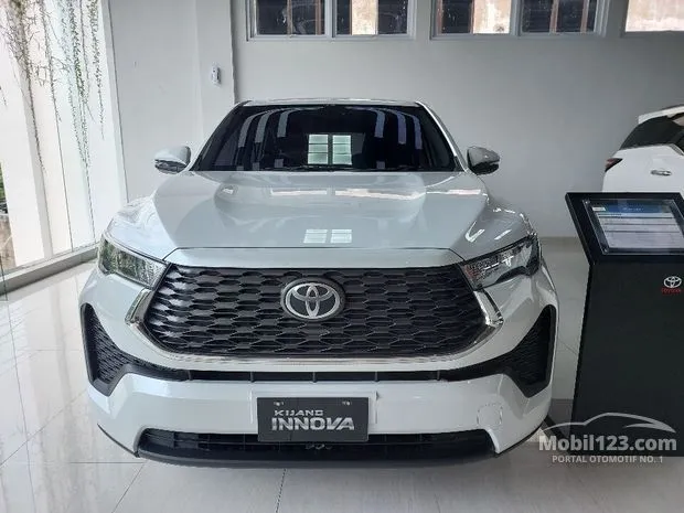 Mobil Toyota Kijang Innova Zenix Baru Indonesia Mulai 2023 Hingga 2023 ...