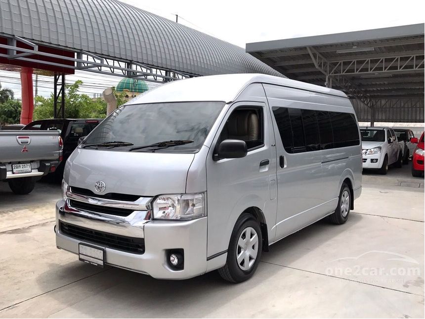 2006 Toyota Hiace 2.5 COMMUTER (ปี 05-16) D4D Van MT มือสอง One2car