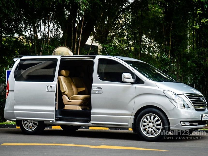Jual Mobil Hyundai H-1 2013 XG 2.5 di Jawa Barat Automatic MPV Silver ...