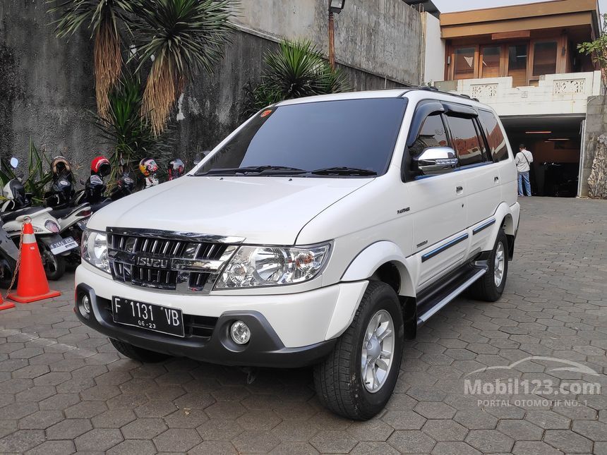 Jual Mobil Isuzu Panther 2018 GRAND TOURING 2.5 di Banten Manual SUV ...