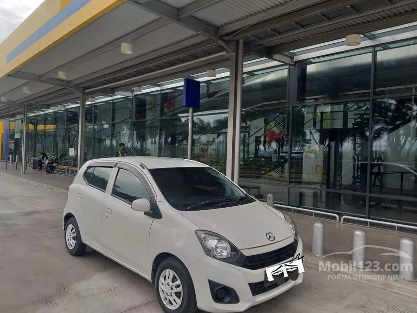 Jual Mobil Daihatsu Ayla 2017 M 1.0 di Jawa Barat Automatic Hatchback ...