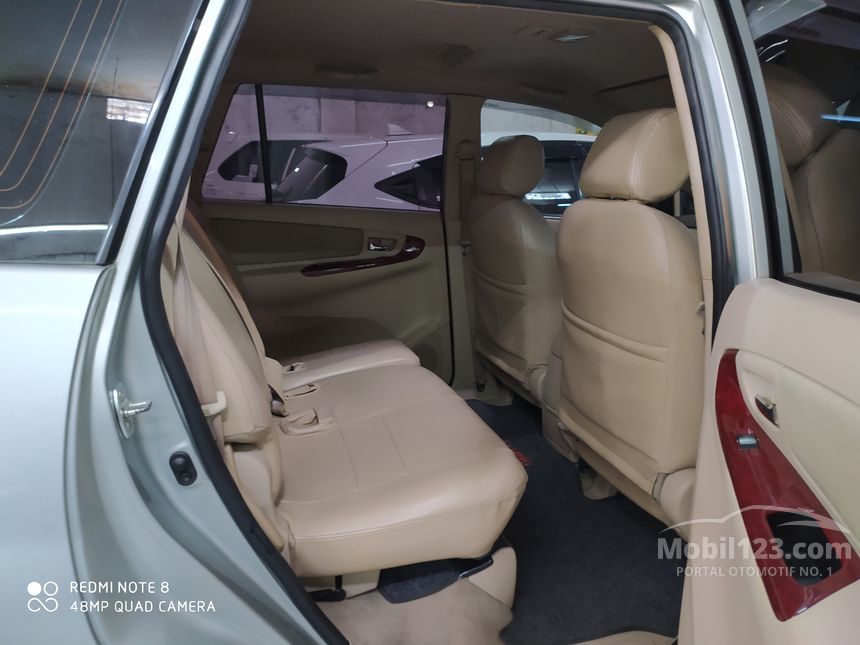 Jual Mobil Toyota Kijang Innova 2004 V 2.0 di Jawa Timur Manual MPV ...