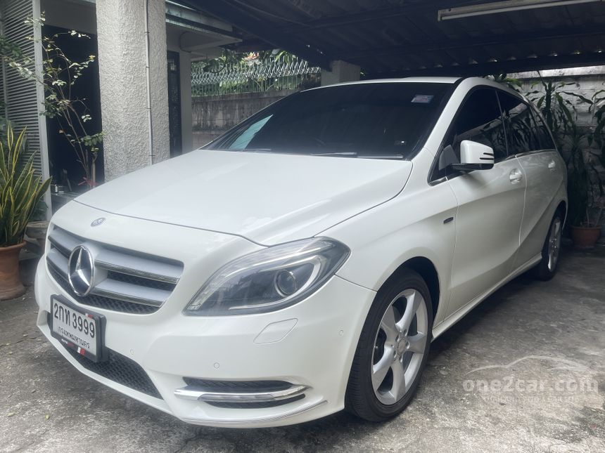 2012 Mercedes-Benz B200 1.6 W246 (ปี 11-16) 1.6 Sports BlueEFFICIENCY ...