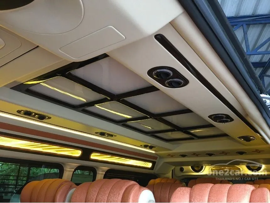 2023 Toyota Commuter 2.8 (ปี 19-30) Van for sale on One2car