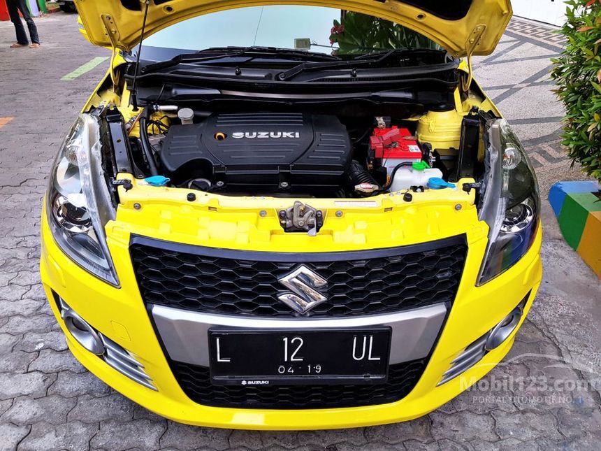 Jual Mobil Suzuki Swift 2013 SPORT 1.6 di Jawa Timur Automatic ...