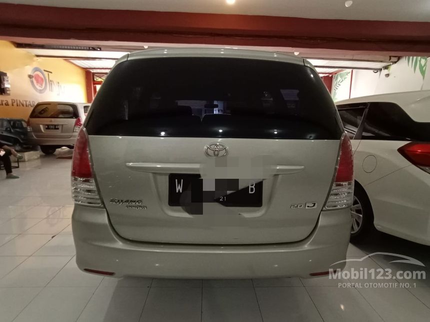 Jual Mobil Toyota Kijang Innova 2010 J 2.0 di Jawa Timur Manual MPV ...