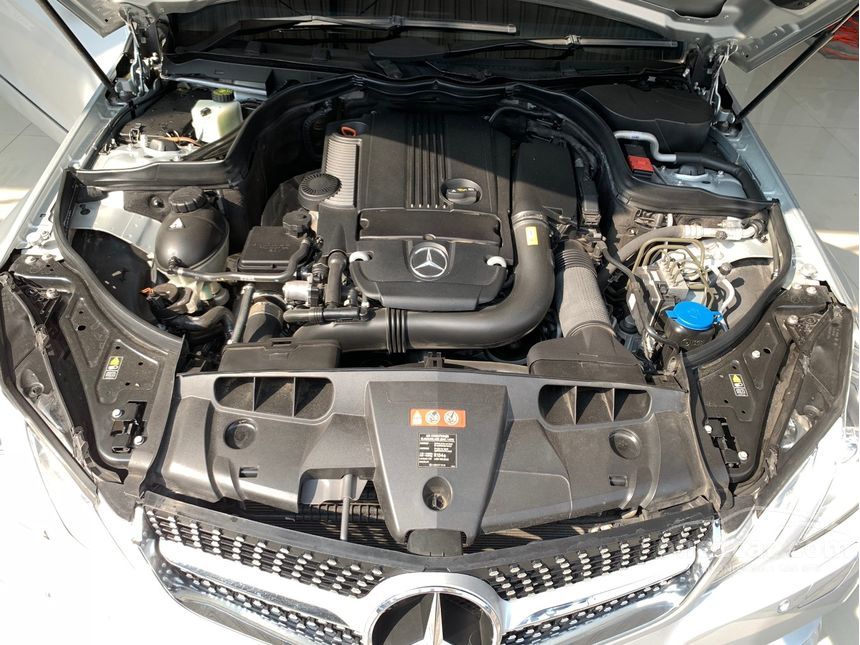 Mercedes-Benz E200 CGI 2012 W207 (ปี 10-16) AMG 1.8 เกียร์อัตโนมัติ สี ...