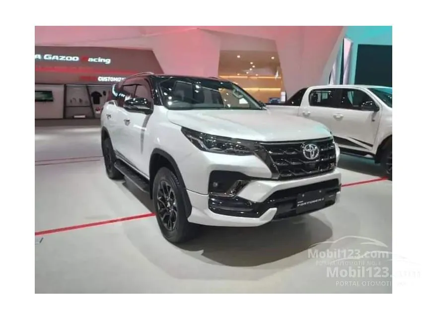 Jual Mobil Toyota Fortuner 2023 GR Sport Two-Tone 2.8 di DKI Jakarta ...