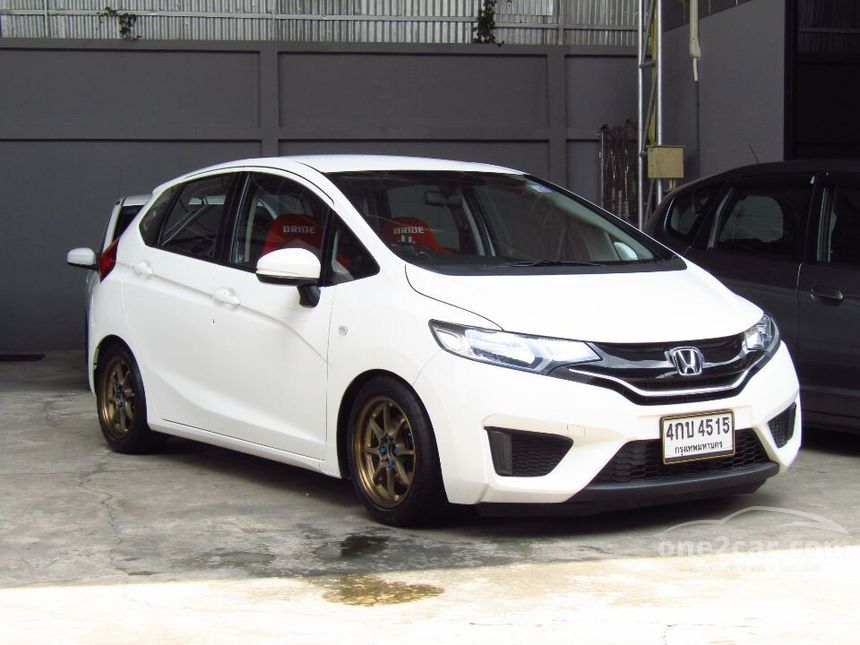 Honda Jazz 2016 S i-VTEC 1.5 in กรุงเทพและปริมณฑล Manual Hatchback สี ...