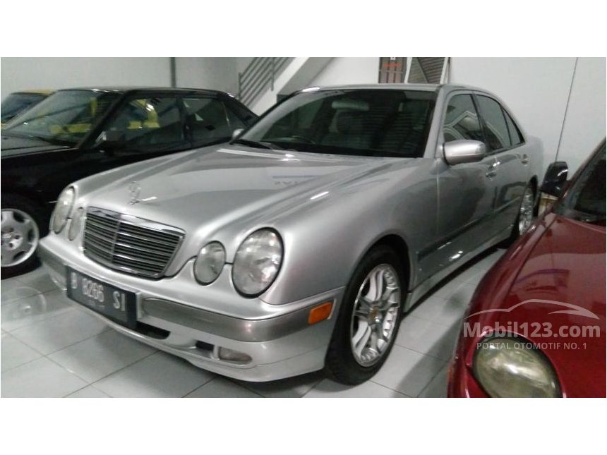 Jual Mobil Mercedes-Benz E240 2002 W210 2.6 di Jawa Barat Automatic Sedan Silver Rp 150.000.000 ...
