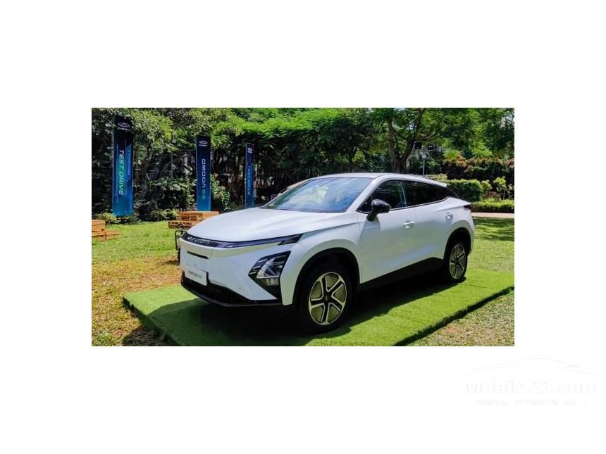 Jual Mobil Chery Omoda E5 2025 EV di Jawa Barat Automatic Wagon Putih ...