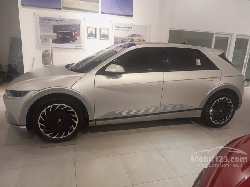 Jual Mobil Hyundai IONIQ 5 2023 Long Range Signature di DKI Jakarta ...