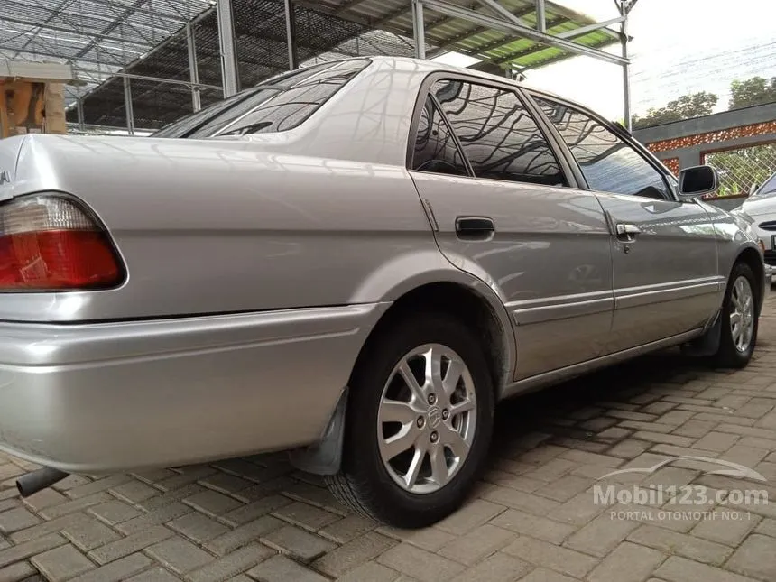Jual Mobil Toyota Soluna 2000 GLi 1.5 di Jawa Timur Manual Sedan Silver ...