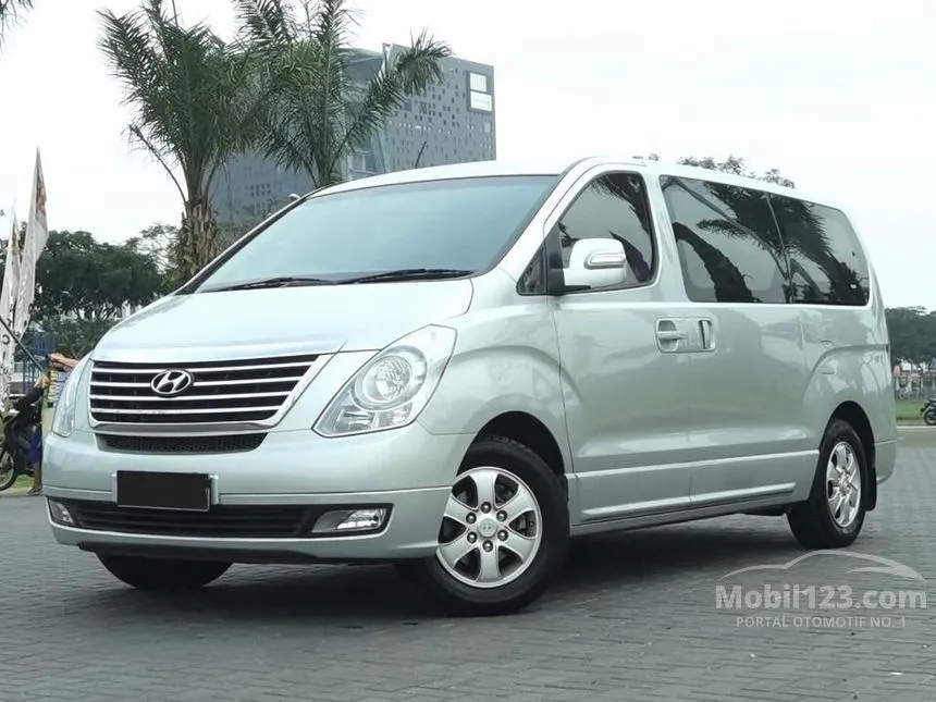Jual Mobil Hyundai H-1 2013 Elegance 2.4 di Banten Automatic MPV Silver ...