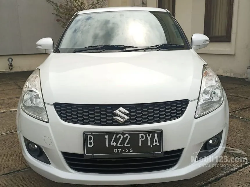 Jual Mobil Suzuki Swift 2015 GX 1.4 di DKI Jakarta Automatic Hatchback ...