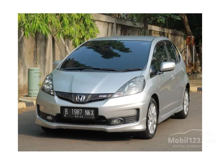 Jual Mobil Honda Jazz 2013 RS 1.5 di DKI Jakarta Automatic Hatchback Abu-abu Rp 15.000.000 ...