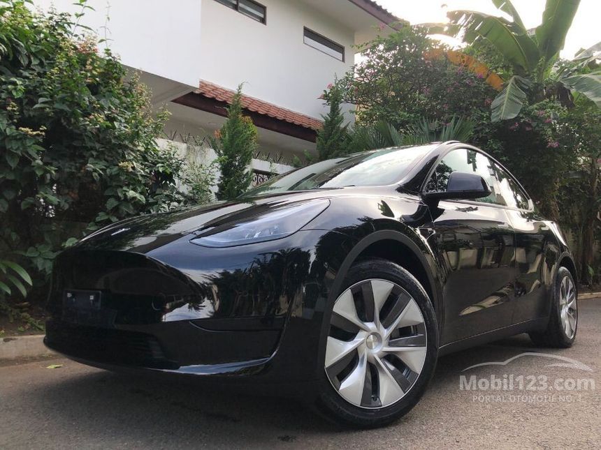 Jual Mobil Tesla Model Y 2022 Standard Range di DKI Jakarta Automatic ...