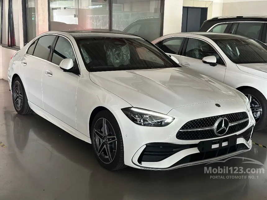 Jual Mobil Mercedes-Benz C300 2023 AMG Line 2.0 di DKI Jakarta ...