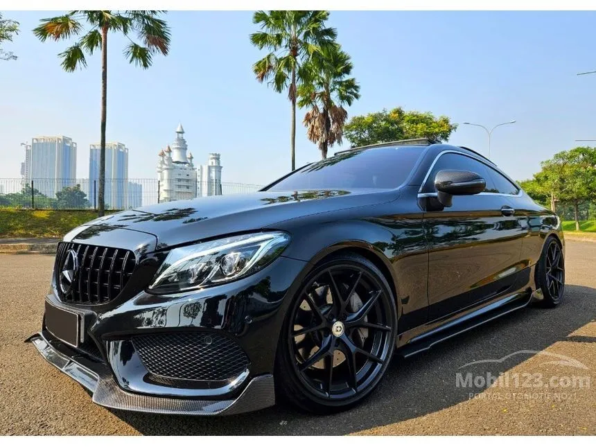 Jual Mobil Mercedes-Benz C300 2018 AMG 2.0 di DKI Jakarta Automatic ...