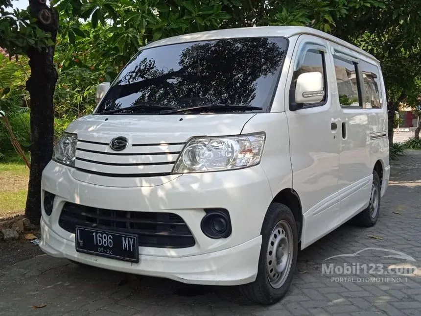 Jual Mobil Daihatsu Luxio 2019 D 1.5 di Jawa Timur Manual MPV Putih Rp ...