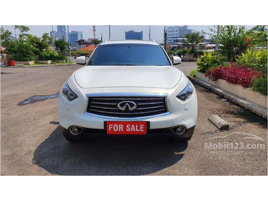 Jual Mobil Infiniti FX37 2013 S51 3.7 di DKI Jakarta Automatic SUV ...
