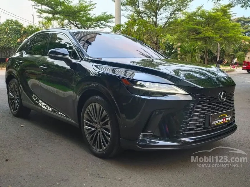 Jual Mobil Lexus LM350h 2023 2.5 di DKI Jakarta Automatic Van Wagon Hitam Rp 1.600.000.000 ...