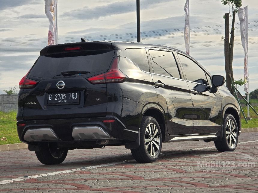Jual Mobil Nissan Livina 2020 VL 1.5 di DKI Jakarta Automatic MPV Hitam ...