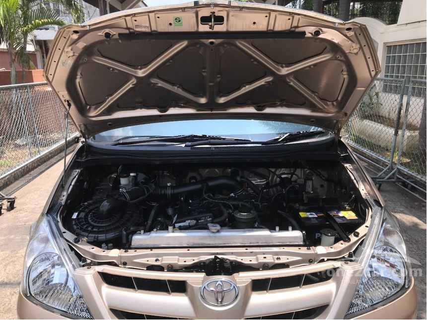 Toyota Innova 2006 V 2.0 in กรุงเทพและปริมณฑล Automatic Wagon สีทอง for ...