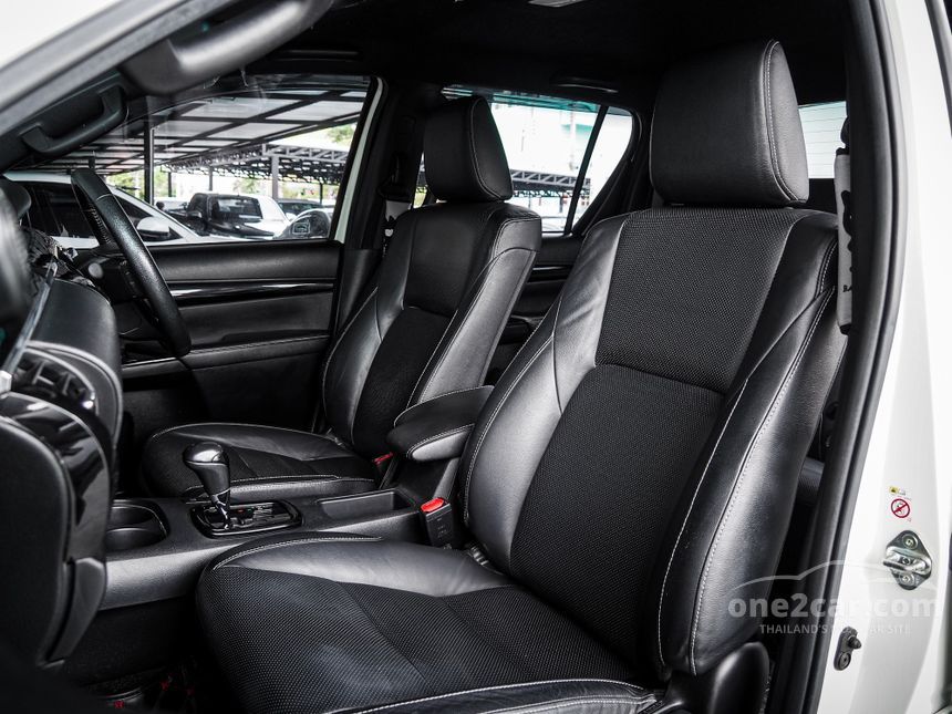 Toyota Hilux Revo 2019 Prerunner G Rocco 2.8 in กรุงเทพและปริมณฑล ...